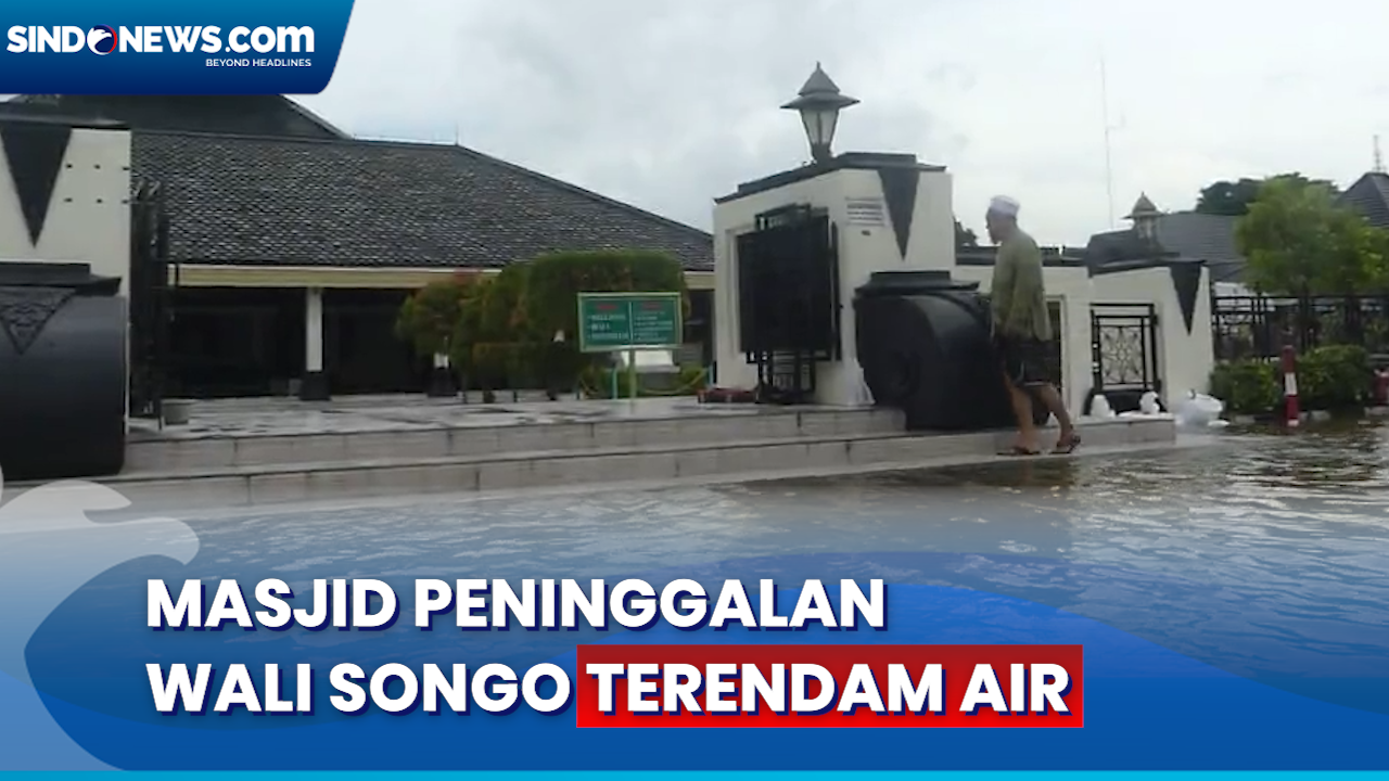 VIDEO: Banjir Masuki Kota, Masjid Agung Demak Ikut Terendam Air