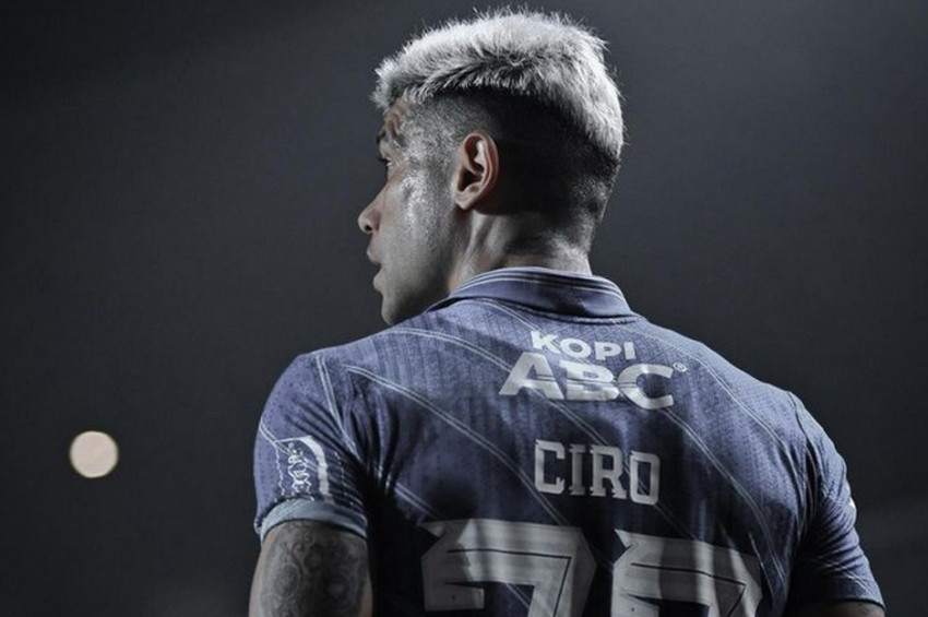 Gaya Rambut Baru Ciro Alves Jelang Lawan Borneo