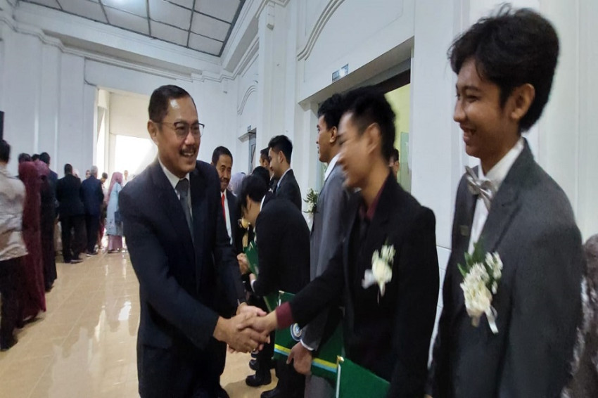 Profesor Unair: PPDS Hospital Based Harus Sama Mutunya dengan ...