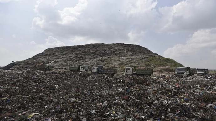 Di Mana Gunung Sampah Tertinggi di Dunia?