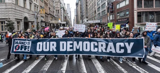 Penampakan Demo Besar di Amerika Serikat Menentang Trump, Diikuti 250. ...
