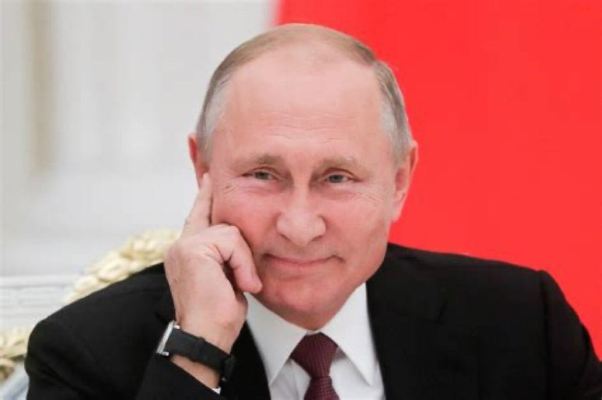 Putin Selalu Memikirkan Siapa Penggantinya