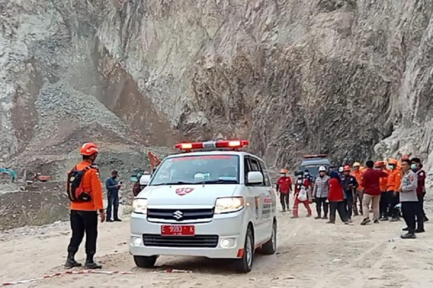 Update Tragedi Longsor Gunung Kuda Cirebon, 17 Korban Tewas, 8 Orang Hilang