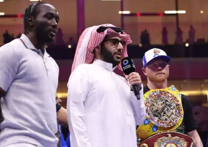 Saul Canelo Alvarez dan Gaji Besar Rp2,4 Triliun saat Lawan Terence ...