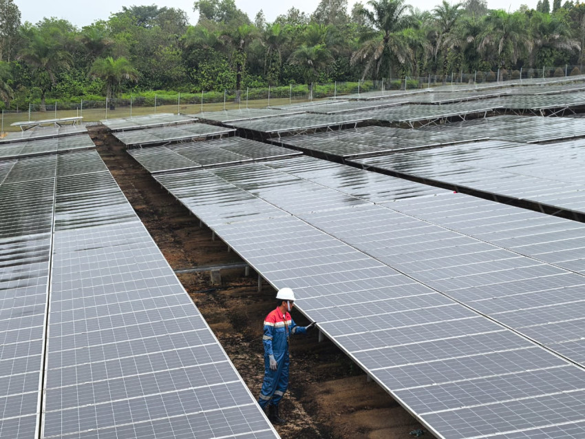 Bangun PLTS 25,7 MWp di WK Rokan, Pertamina Hemat Rp50 Miliar per Tahun