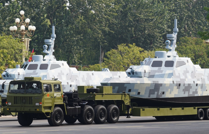 2 Jenderal dan 7 Perwira Senior China Dipecat karena Korupsi