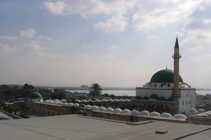Menteri Zionis Ini Desak Israel Larang Azan di Masjid, Dianggap Terlalu ...