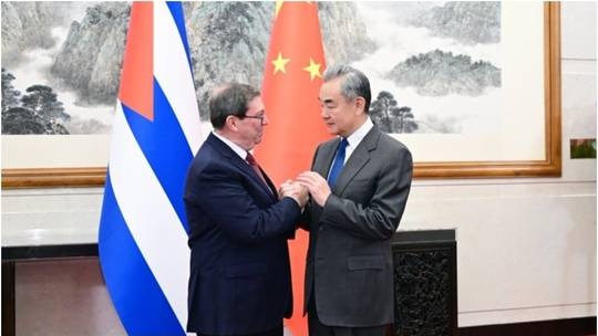 China Dukung Kuba di Tengah Ancaman Serangan AS