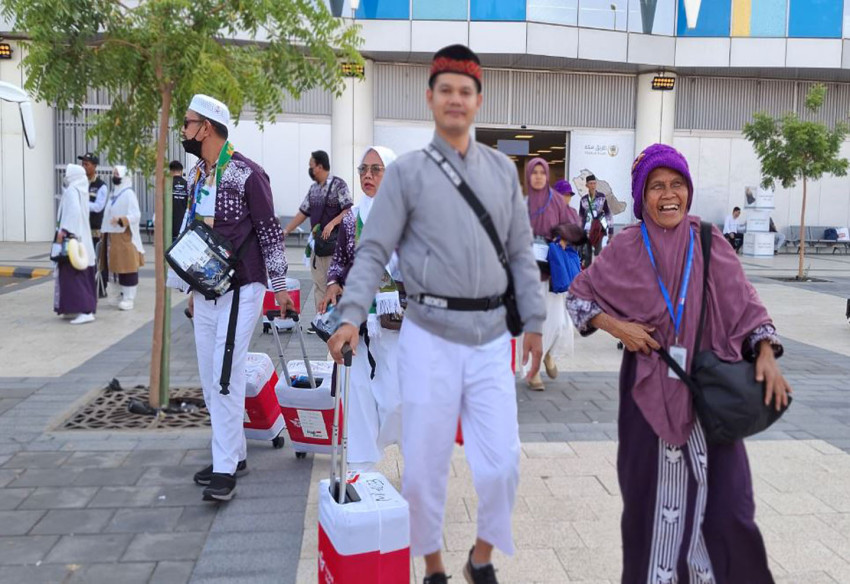 SINDOscope - Merekam Cerita Bahagia Jemaah Haji Indonesia di Tanah Suci